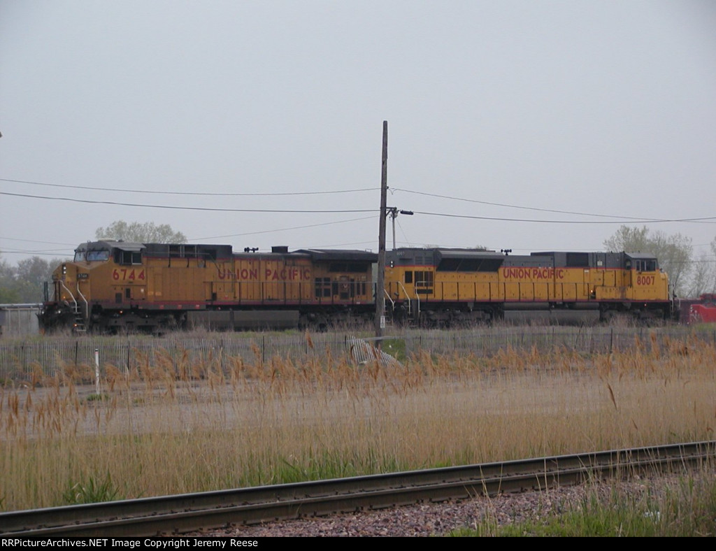 UP 8007 and 6744 coal power